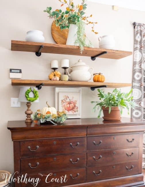 Breakfast Room Fall Shelf Decor + An Easy Centerpiece | Worthing Court
