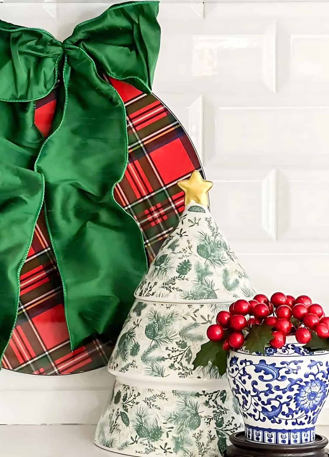 Decorate Smarter Not Harder: Christmas Vignette Ideas - Worthing Court ...
