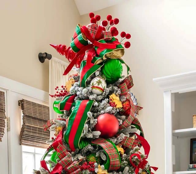 7 Christmas Tree Topper Ideas - Worthing Court | DIY Home Decor Made Easy